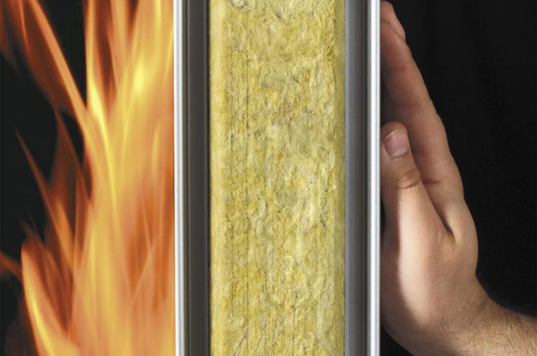 Fire-Resistant Materials for Cold Room Construction - LINBLE